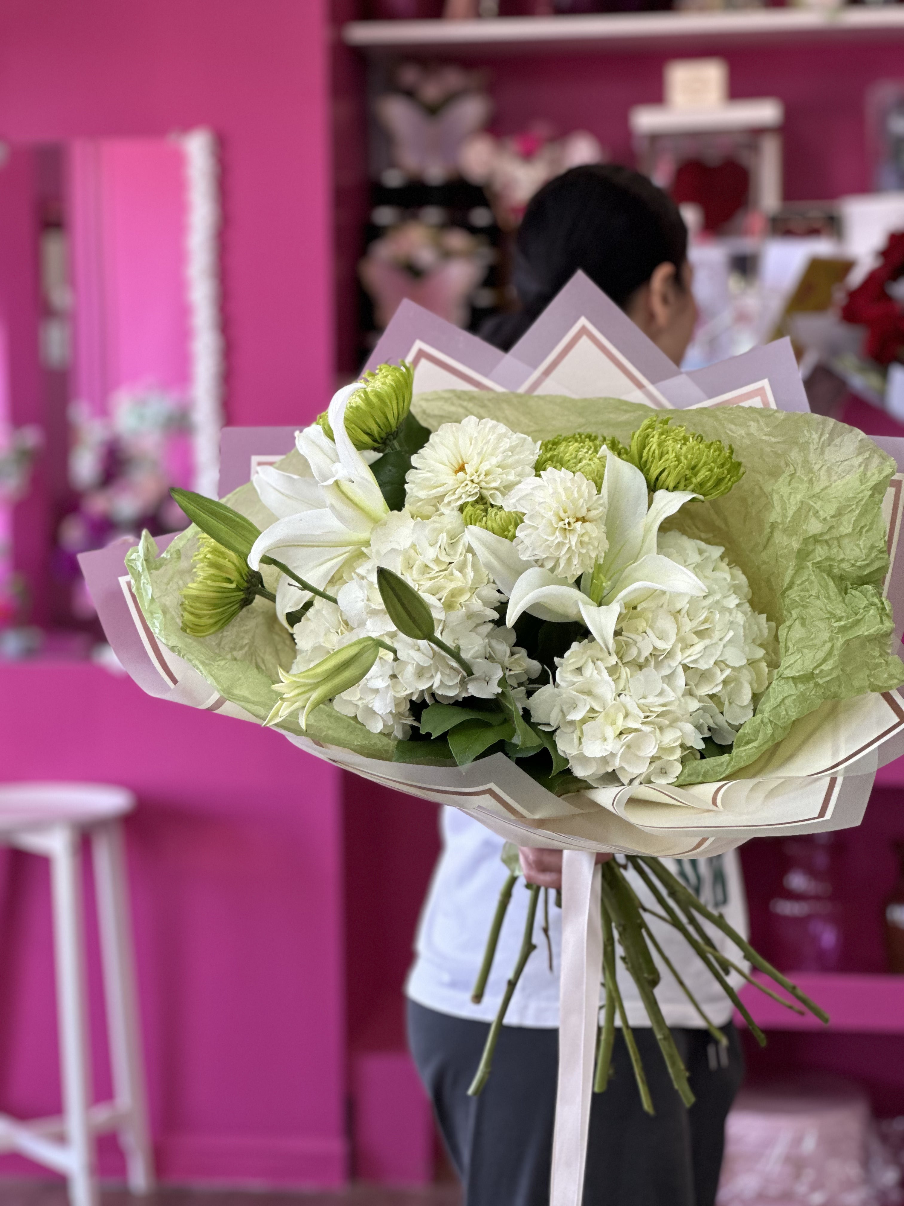 ELEGANT HARMONY BOUQUET – OH MY GOD FLOWERS
