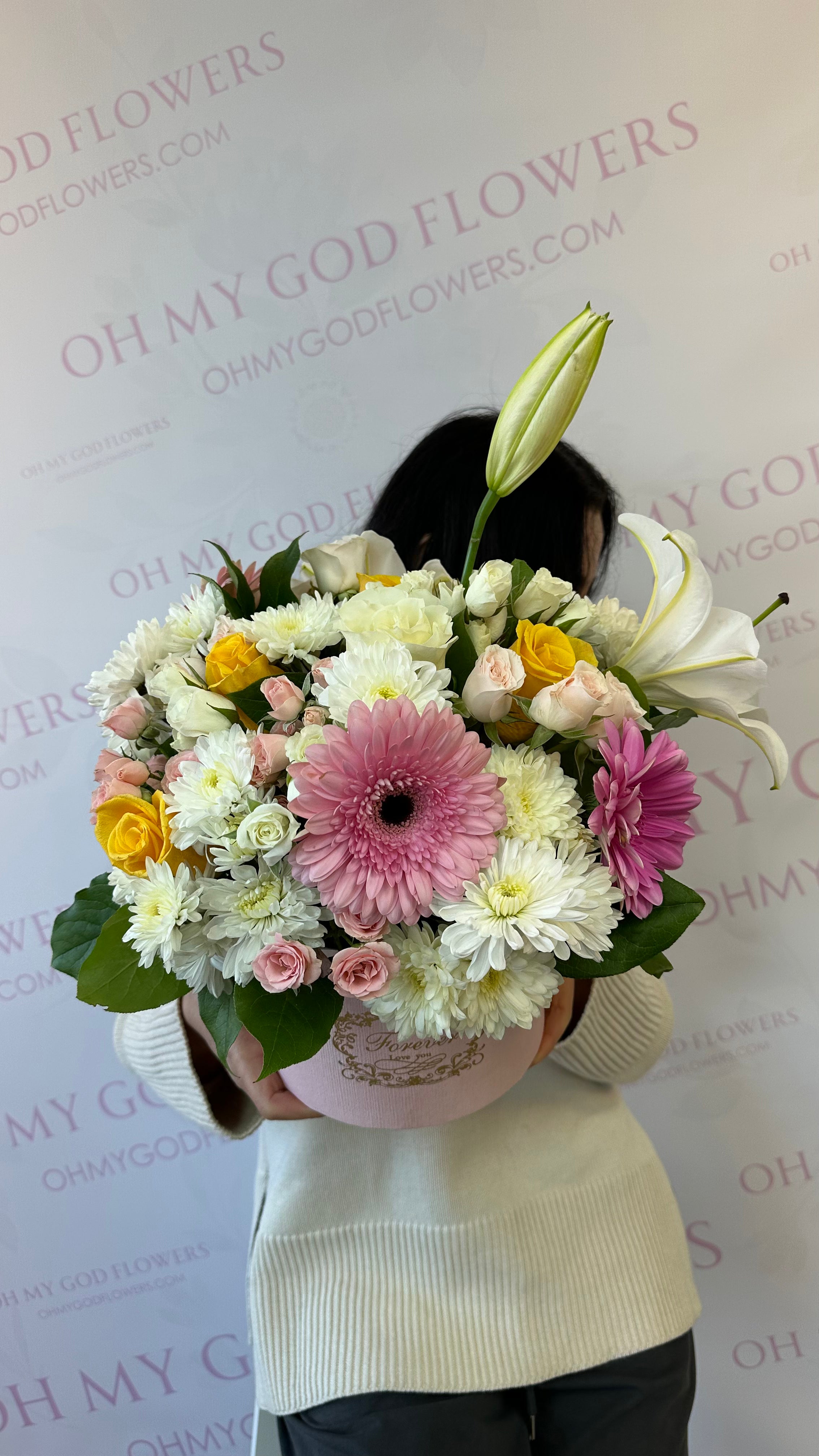 LUMINOUS LOVE FLOWER BOX – OH MY GOD FLOWERS